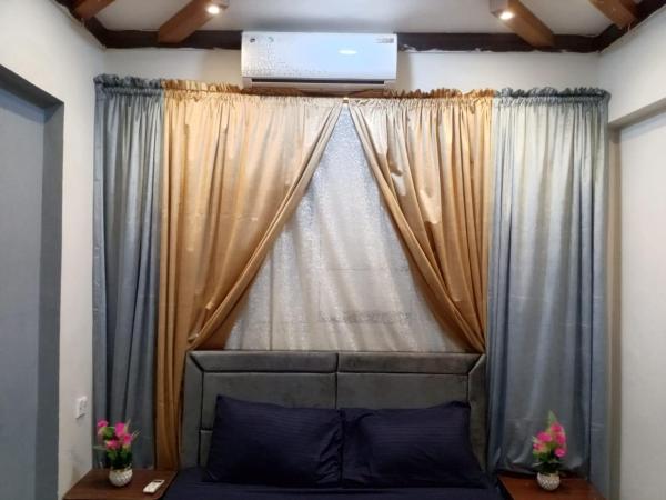 Zaviyar Studios - Karachi