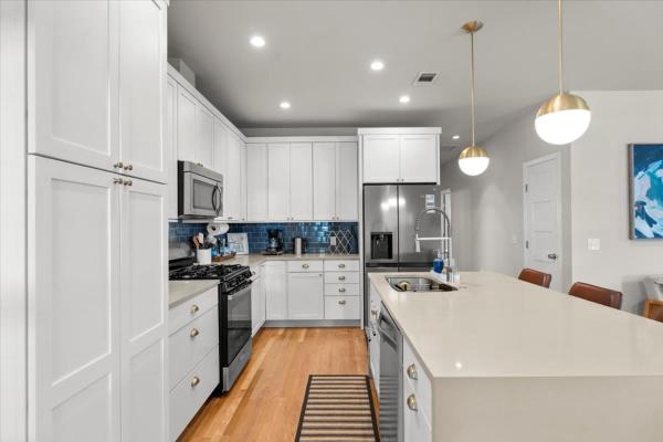 Spacious 3br Getaway W Free Parking Pet Friendly - Austin, TX