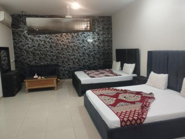 Hashtag Guest House -