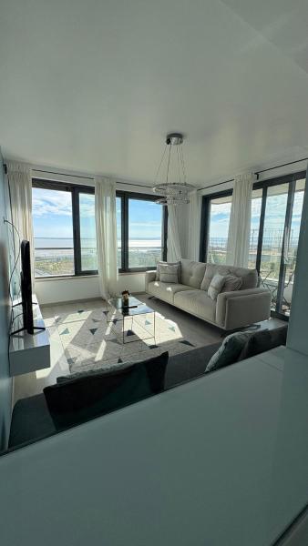 Riverside Luxe 1br Retreat In Expo - Póvoa de Santa Iria