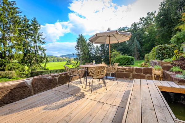 Ferienwohnung Villa Waldeck, Alleinlage - Eigene Sonnenterrasse - 70 M2 - Bad Kissingen