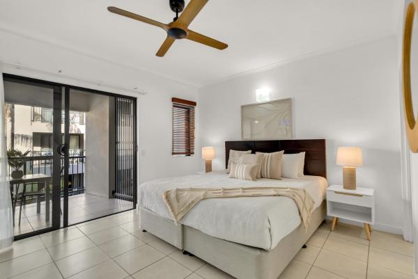 Lagoon Lookout - Poolside Studio Near Trinity Beach - Cairns