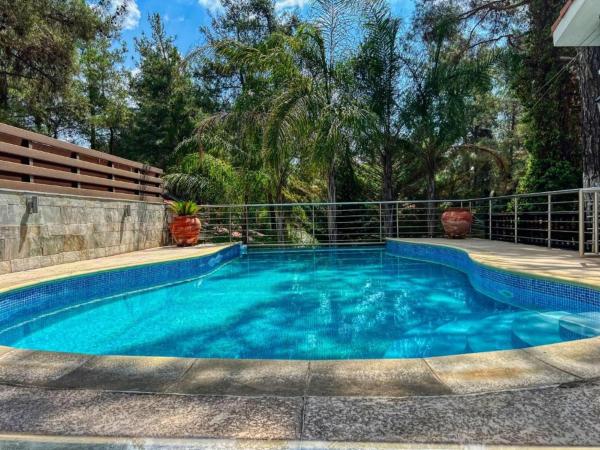 Charming Villa In Moniatis, Cyprus - Private Pool Garden - Лофу
