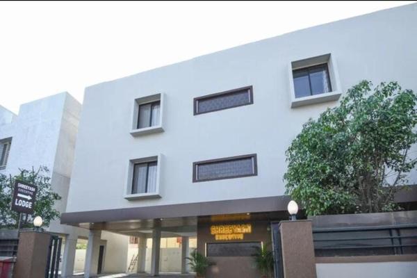 Hotel Shreeyash Executive - Pune