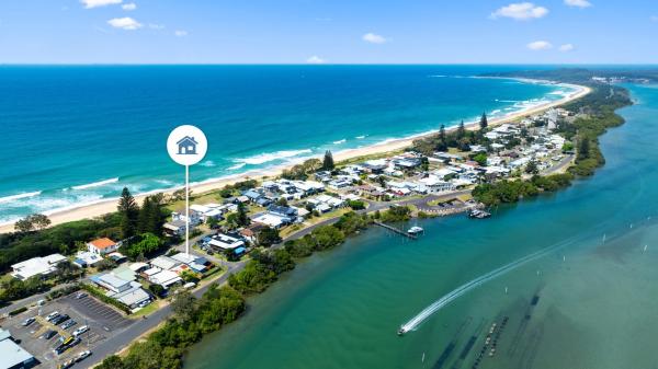 Blue River Shack - Wooli