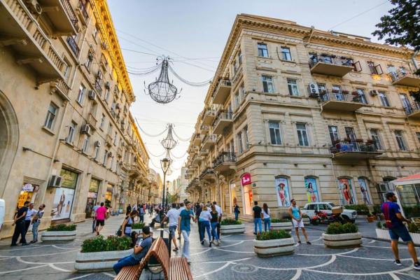 Sea View Mcdonald's Hotelapartment Center Nizami - Baku