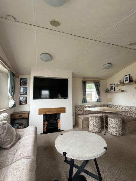 Two Bedroom Caravan On 7 Lakes Country Park - North Yorkshire