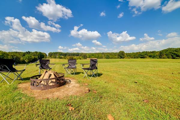 60-acre Retreat 5 Mins To Garden Of The Gods - Illinois