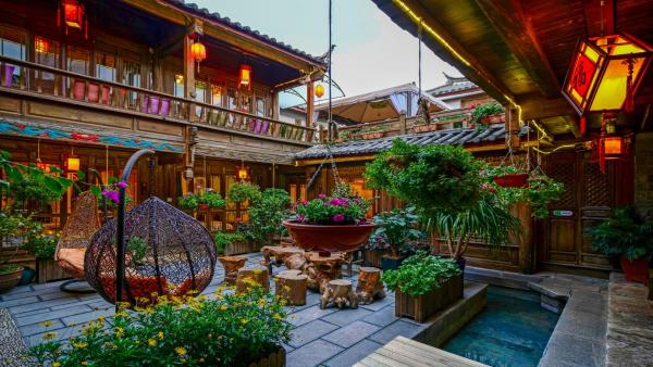 Flower Without Boundry - Lijiang