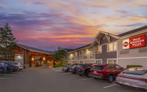 Best Western Plus Country Meadows Inn - Aldergrove