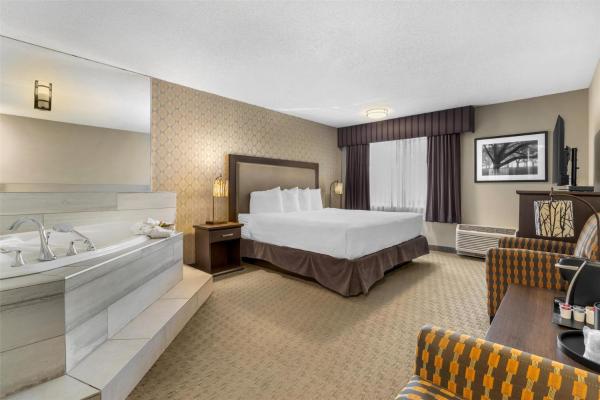Best Western Plus Country Meadows Inn - Aldergrove