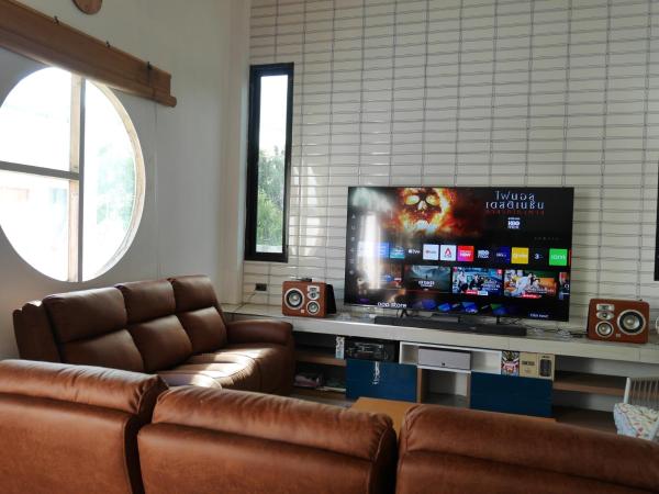 Windy Pool Villa Pattaya 3 King Size Bedrooms - Ko Sichang District