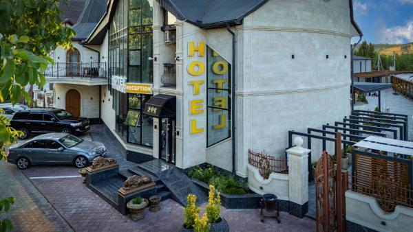 Sv Hotel, Restaurant & Airport Parking - Moldova