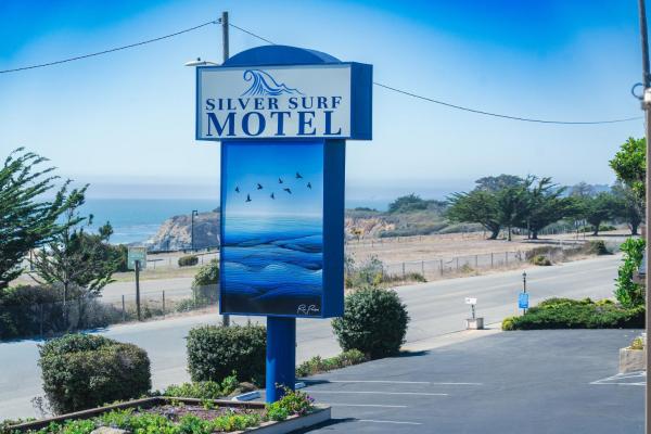 Silver Surf Motel - Cambria, CA