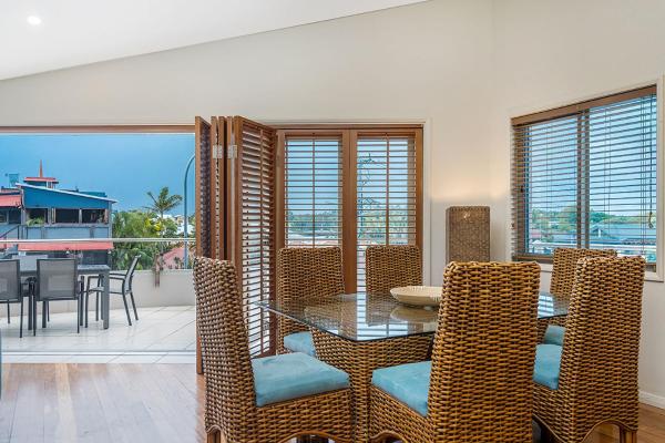 Pipi's On The Beach 3 - 2 Fletcher Street - Byron Bay