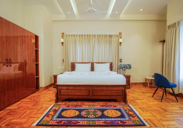 Khamsum Phuntsholing - Bhutan