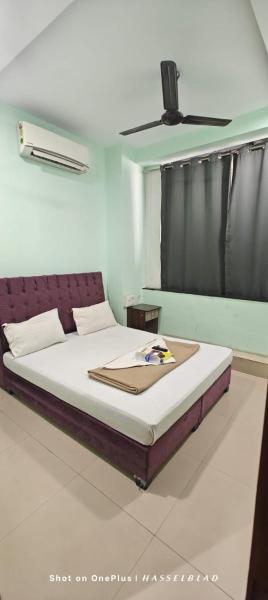 Hotel Comfort Vesu - 蘇拉特