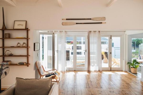 Mooiplekkie - 4 Bedroom Beach Cottage - Western Cape