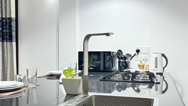 Apartment W Kitchen 5 Mins Beach 20 Mins Airport - Sri Lanka