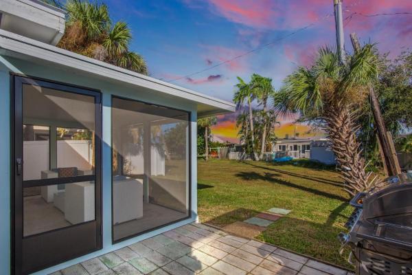 Ob La Di Ob La Da - Holmes Beach, FL