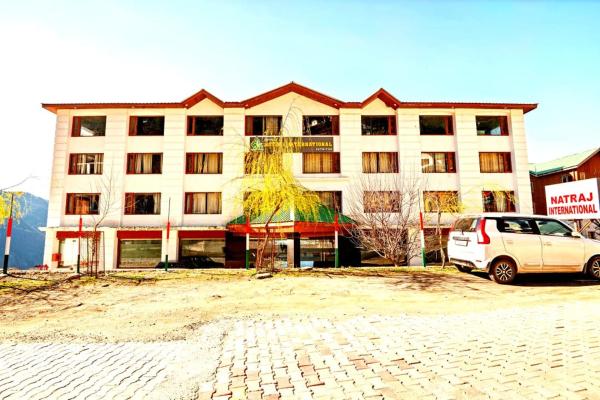 Hotel Natraj International - Patnitop