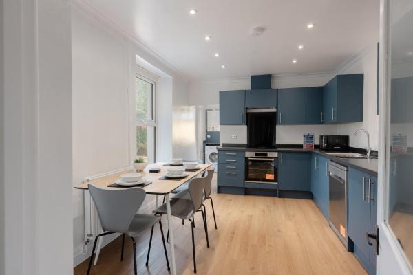 4-bedroom Coastal Getaway In Pembroke Dock - Haverfordwest