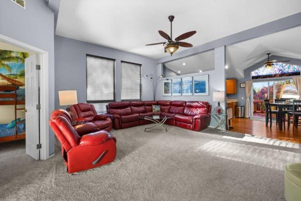 Lake Lytle Beach House - Rockaway Beach, OR