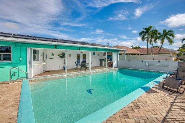 Canal-front, Pet-friendly Cape Coral Retreat! - Fort Myers