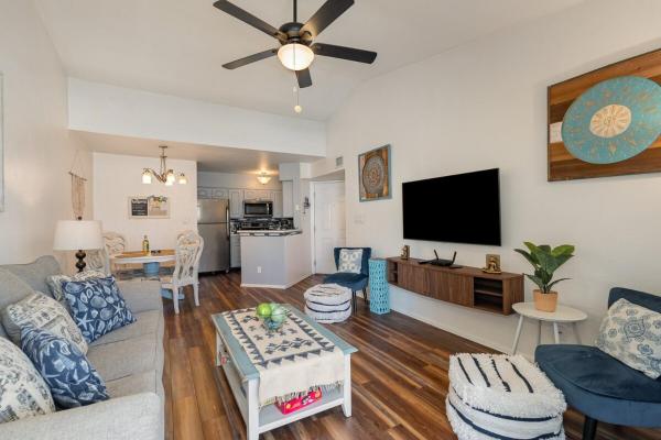 Serene Zen King Bed Condo - Half Mile From Beach - Florida
