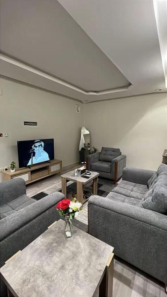 Apartment, Room, Elegant And Comfortable Hall, And Smart Entrance - Medina (Saudi Arabia)