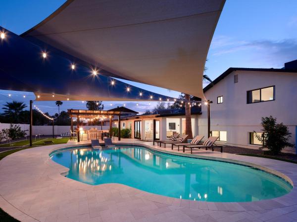 Sunburst Estate - Pool - Hot Tub - Tons Of Games! -