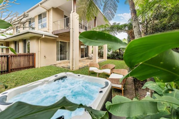 Byron Beauty - 33 Cowper Street - Byron Bay