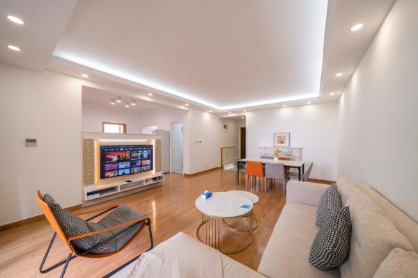 Tyms 3br 2ba Apt Gubei Royal Garden - Shanghai
