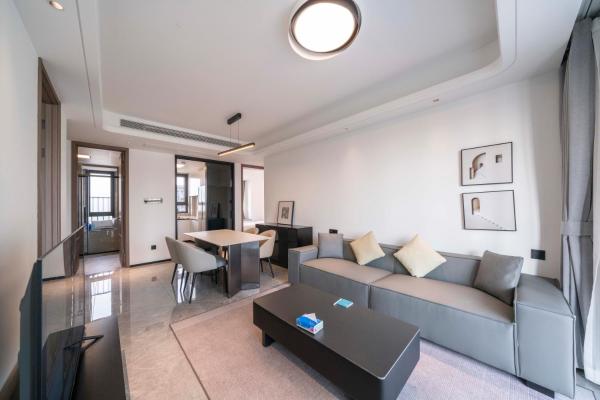 Tyms Hongqiao Deluxe 3br 2ba Apt - Shanghai