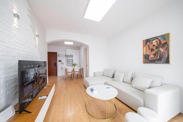 Tyms 2br Apt Riverside Garden - Shanghai