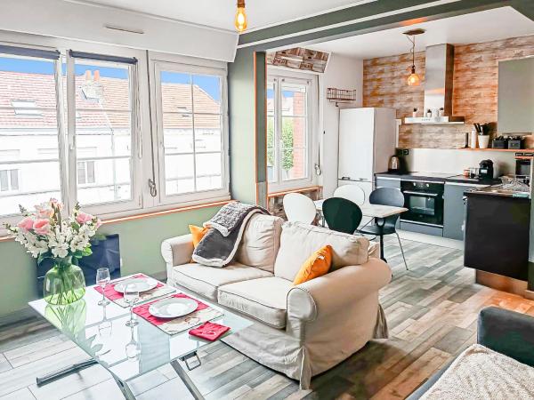 Plage Et Digue De Mer Malo A 800m, Bel Appartement Avec Terrasse Exterieure, Capacité 4 Personnes,1 Chambre - Malo-les-Bains