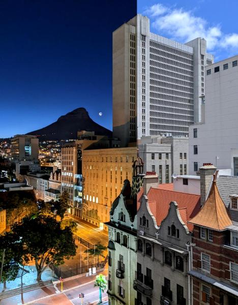 Taj Hotel Cape Town - Luxury 5 Star Suites - Very Spacious With Kitchenette, Lions Head Views - Camps Bay