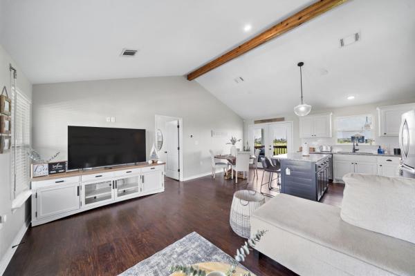 Peaceful Galveston Retreat With Patio And Views - Galveston, TX