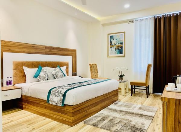 Economy Stay Near Golden Temple - Amritsar
