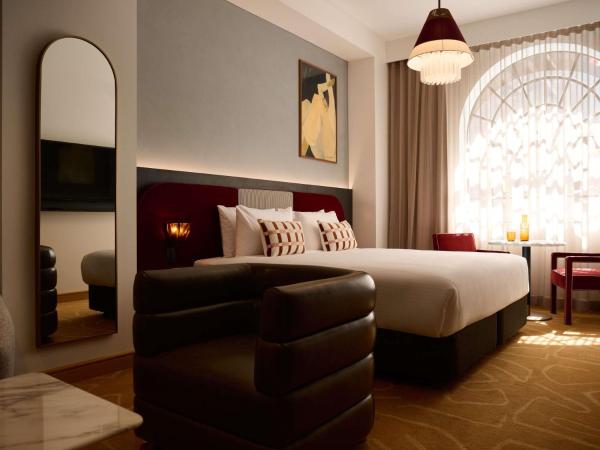 Hotel Morris Sydney, Handwritten Collection - Rosebery