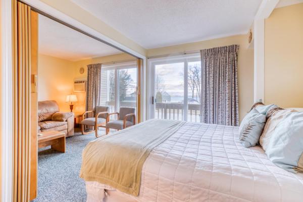Misty Harbor Resort - Unit 103 - Moultonborough, NH