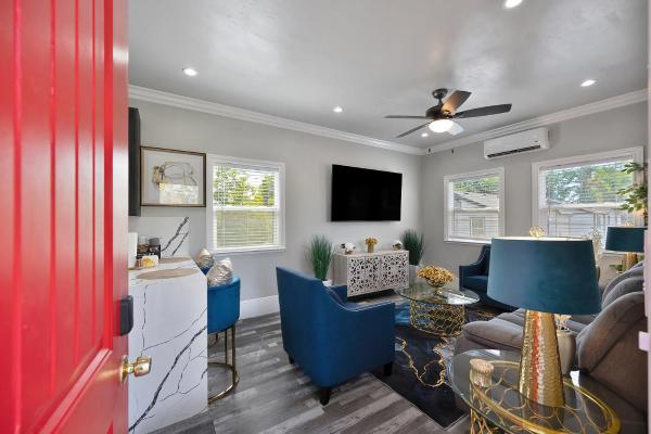 Walk To Uc Davis Medical Center! Duplex With Patio - Sacramento