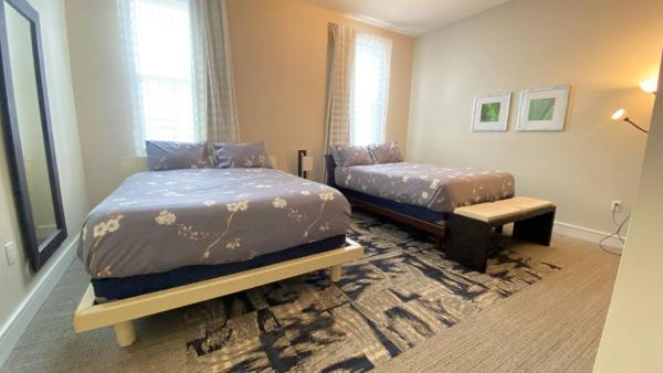 Epic Modern Doral Resort Apt Near Malls & Airport - Hialeah, FL