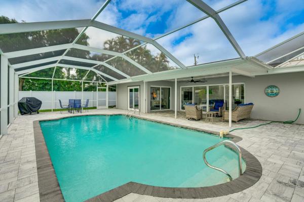 Fish & Swim: Waterfront Home W/ Dock In Cape Coral - Cape Coral, FL