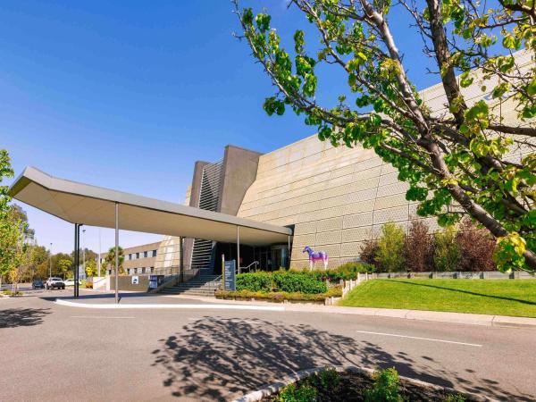 Mantra Melbourne Melton - Melton