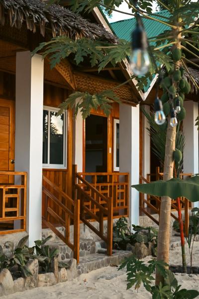 Seaside Beach Hostel - Philippines