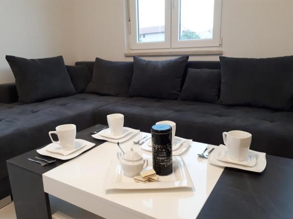 Apartment Marija - Vodice, Croatia