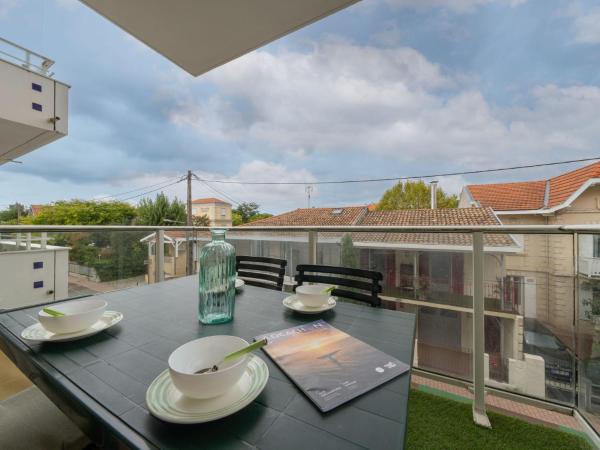 Apartment Les Oyats By Interhome - Arcachon