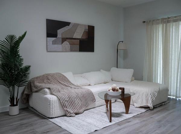 Townhome In North Austin - Texas