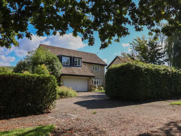 Oakwood - Lyme Regis